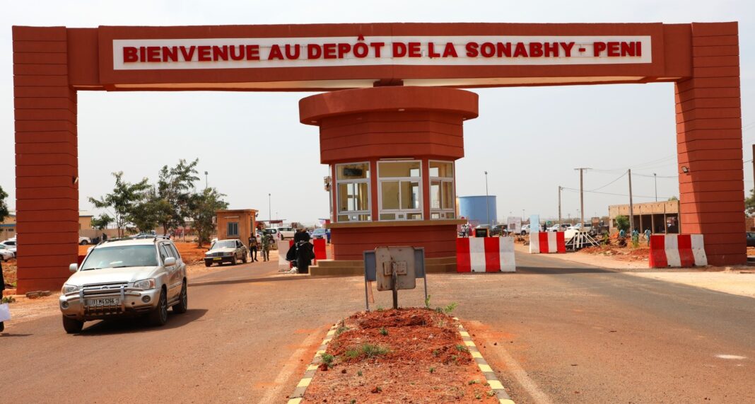 Burkina/hydrocarbures : La SONABHY inaugure un dépôt de 104 000 m³ à ...